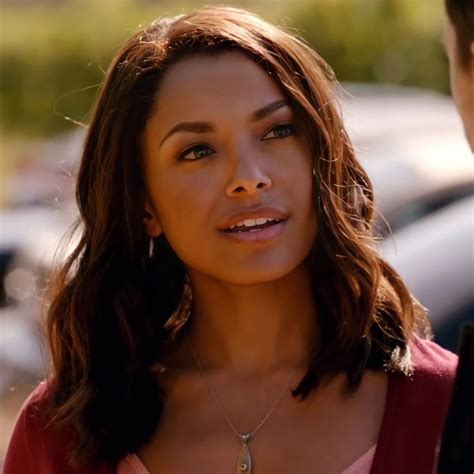 Bonnie Bennett Vampire Diaries
