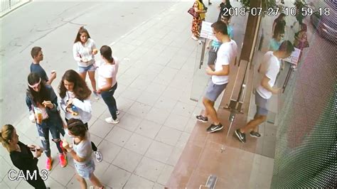 ЧЕСТИТ ПРАЗНИК на Езикова гимназия Пловдив Нека си спомним с благодарност и преклонение към