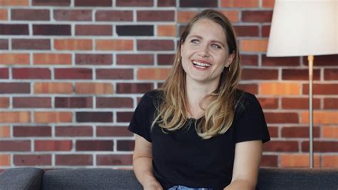 „es War Eine Ganz Tolle Zeit“ Laura Lippmann Im Großen Gzsz Abschieds