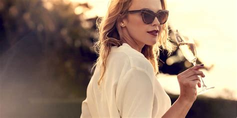 How Drinking Champagne Keeps Your Mind Sharp Forever Yourtango