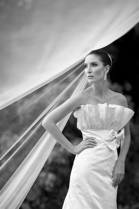 Dramatic Wedding Fashion Photo Shoot From Vinicius Matos Junebug Weddings