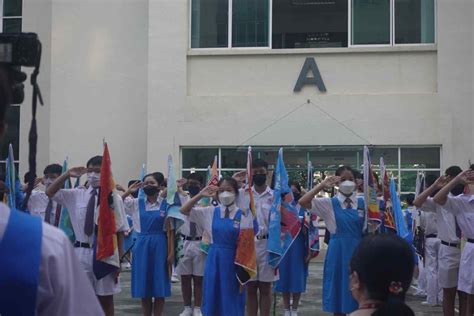 Spectacular Class Flag Display Ceremony Kuen Cheng High School