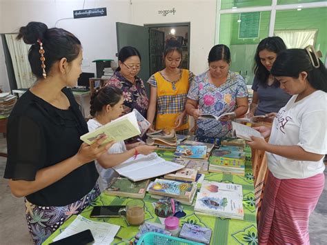 မိုင်းရှူးမြို့နယ်တွင် Mobile Library စနစ်ဖြင့် စာအုပ်စာစောင်များ သွားရောက်ငှားရမ်းပေး