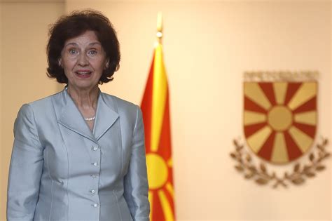 Сиљановска Давкова Св Кирил и Методиј покажаа дека со знаење може да се надминат