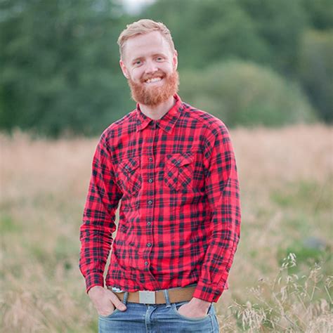 Olle Åkesson Lugnås Gård Detta är Gröna Gårdar Köp Ekologiskt Smakrikt Och Gräsuppfött