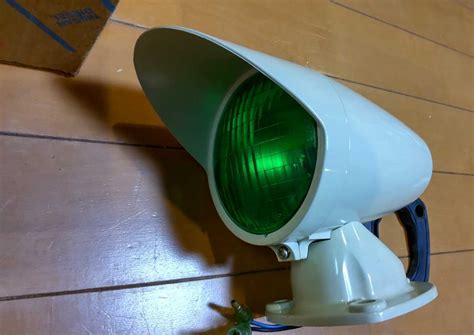 Yahoo オークション Ud純正 速度表示灯 新品未使用 箱付き1個のみ 検