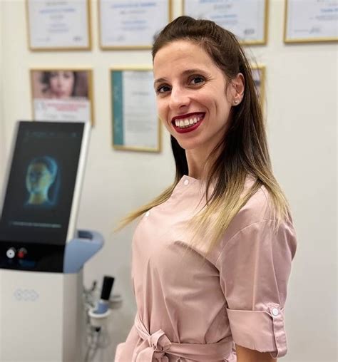 More След запознанство🤗 Искам да ви разкажа малко за себе си Казвам се Теодора аз съм