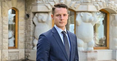 Exit Sarjan Max Ovaska Näytteli Jo Yläasteikäisenä Muistatko Hänet Tästä Ikonisesta