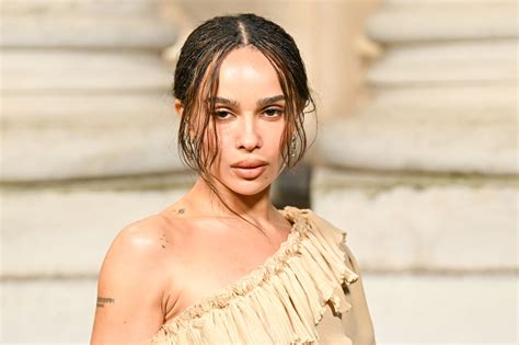 Zoë Kravitz Breaks One Boho Style Rule With This Paris Fashion Week