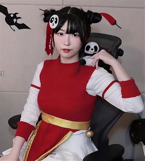 연두는말안드뤄 닌자캐릭터 추추 코스프레 치지직 에펨코리아