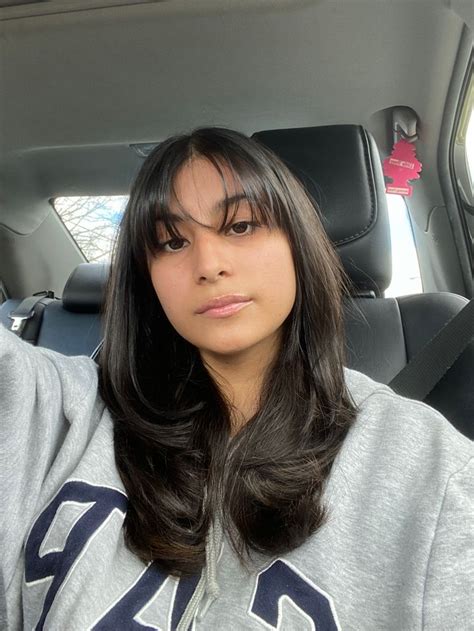 Brown Hair Bangs Layered Hair With Bangs Bangs With Medium Hair