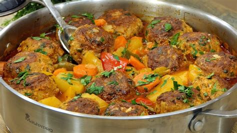 Вкусна вечеря с кюфтета Най вкусната която съм яла Всеки може да я направи Проста рецептa