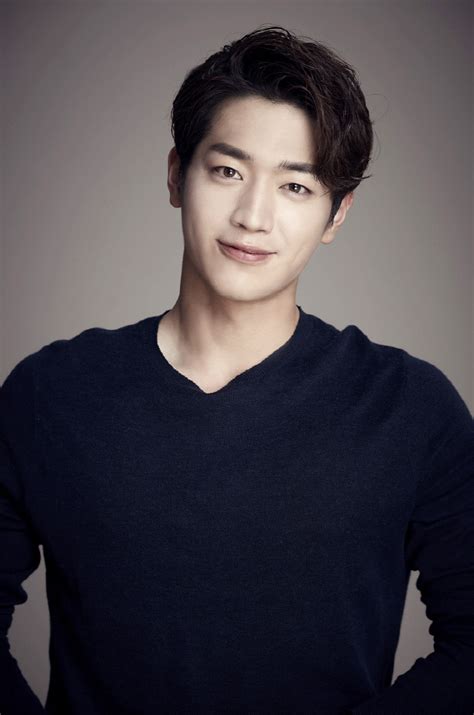 서강준 나이 프로필 키 드라마 군대 인스타 총정리