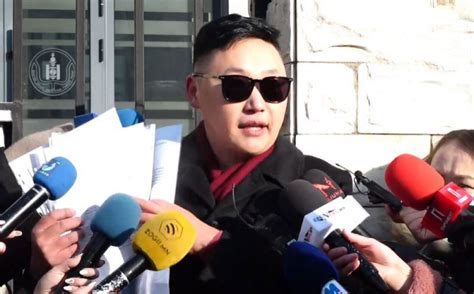 Сэтгүүлч С Будрагчаа Монгол Оросын хамтарсан Iii сургуулийн захирлыг шалгуулах хүсэлтийг АТГ т өглөө