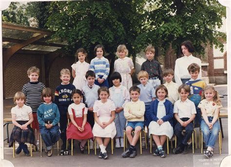 Photo De Classe Cp De 1985 Ecole Notre Dame De La Paix Copains Davant