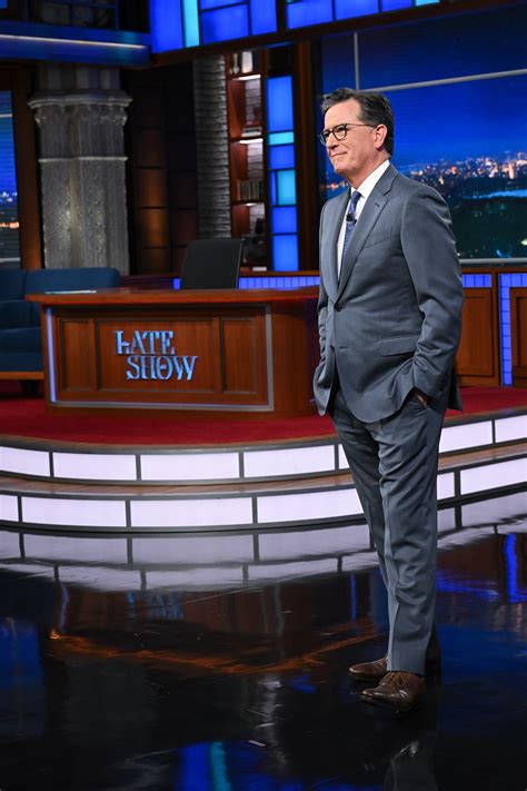 Late Night Tv Hosts React To Late Show Cancellation Abc News