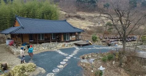 한국기행 깊은 산골 80년 된 고택에 자리 잡은 부부의 겨울
