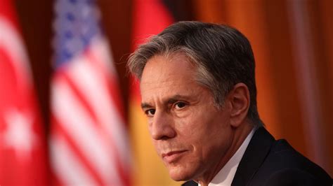 В Киев изненадващо пристигна американският държавен секретар Антъни Блинкън Новини бг