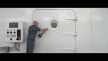 Shrinking Woman Cartoon Gifs Tenor