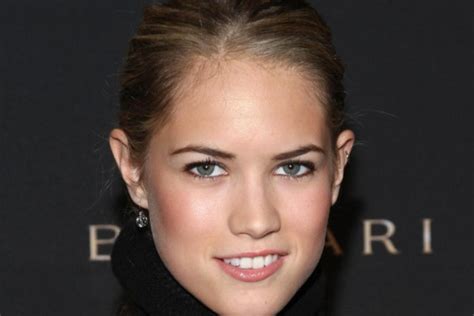 11 Stunning Photos Of Kevin Loves Girlfriend Cody Horn