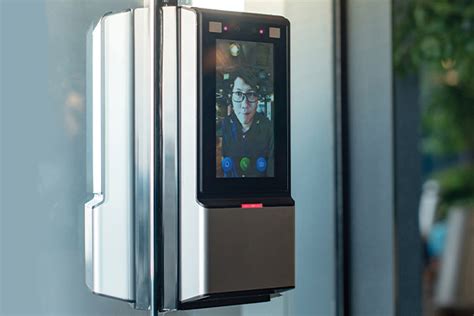 automatic door lock system using face recognition