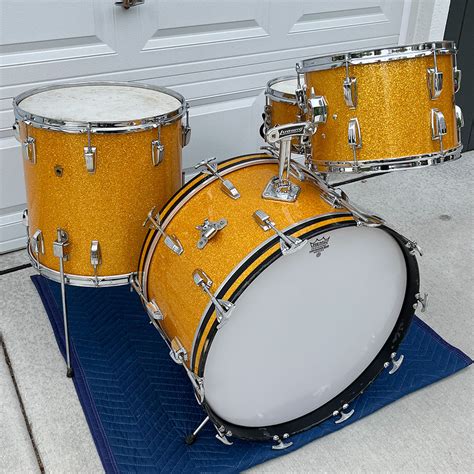 Vintage 1957 Wfl Super Classic Kit In Gold Sparkle Mke Drum Co