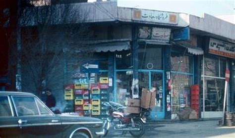 تغییر نام‌های غیرایرانی مغازه‌های تهران اجباری شد عکس