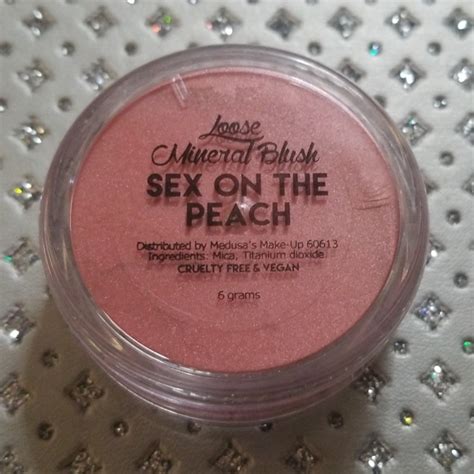 Dolls Kill Makeup Sex On The Peach Discnt Medusa Makeup Blush Nwt