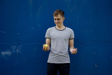 Jugglequip How To Juggle 3 Balls