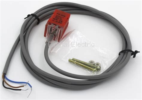 PS Series Prism Shape Inductive Proximity Sensor