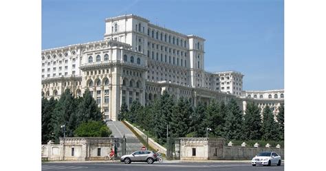 Гласуват вот на доверие на ротационното румънско правителство