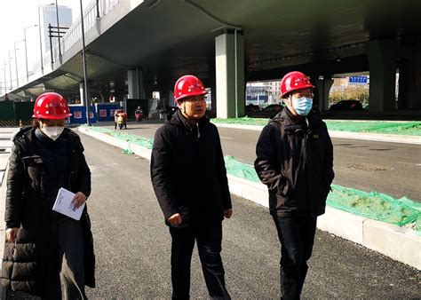建工股份党委副书记、总经理、董事李有贵一行到安徽路桥公司在肥部分项目调研
