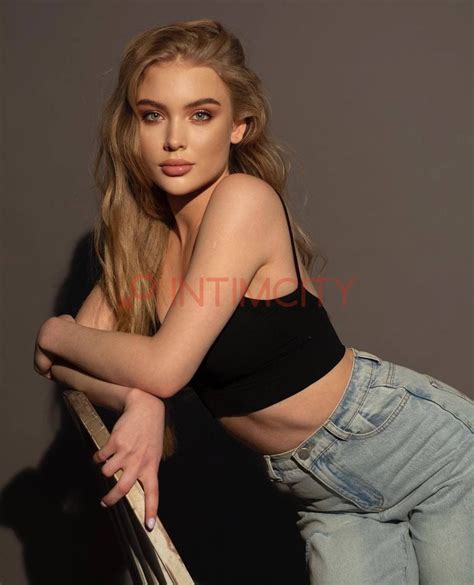 Индивидуалка Оливия метро Красногвардейская Москва № 1785