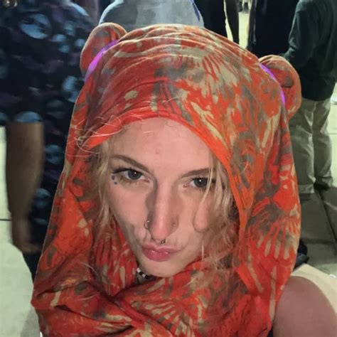 Lex 🌙 Lexixoxo03 • Threads Say More