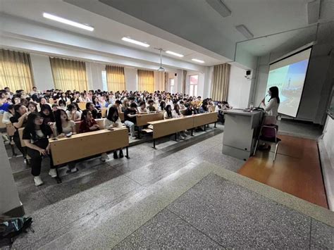 我校举办大学英语四级备考系列讲座 长春光华学院