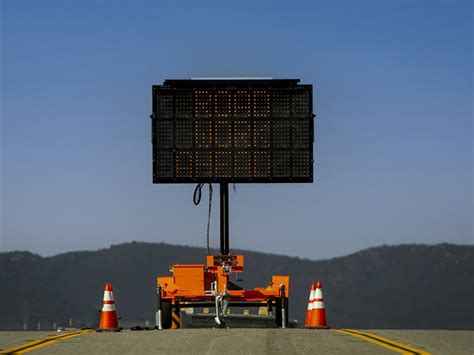 Top 10 Traffic Control Devices And Their Uses Summit Flagging Source