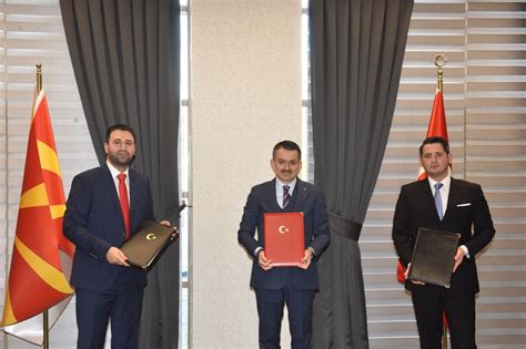 Министрите Хоџа и Нуредини на работна средба во Анкара Создаваме можности за нови инвестиции и