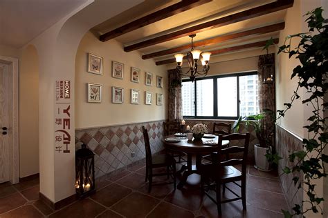 美式乡村太阳城餐厅木质吊顶照片背景墙装修效果图 设计本装修效果图