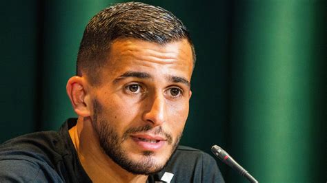 Fotball Omar Elabdellaoui 30 Ferdig I Galatasaray