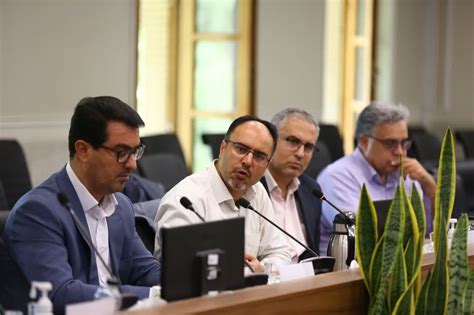 تاکید استاندار اصفهان بر توسعه اقتصاد گردشگری و دانش‌بنیان ایمنا