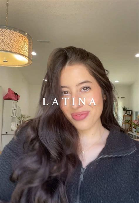 Cabelo Kaitlyn Wwe
