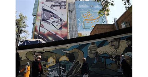 Какво ще последва след първата нощ на войната на Иран срещу Израел Обзор видео снимки