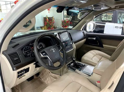 ប៊ុនសុងលក់រថយន្ត Added A New Photo ប៊ុនសុងលក់រថយន្ត