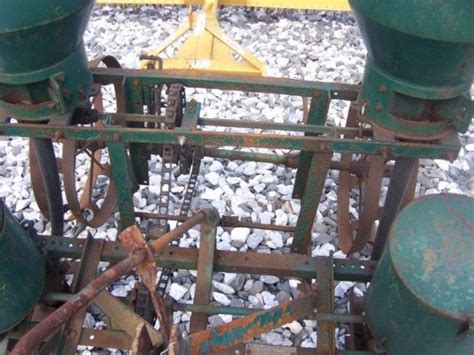 22 Oliver Two Row Corn Planter For Tractors 3pt Lot 22