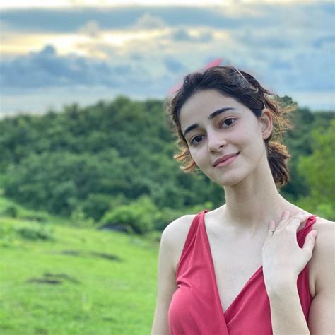 Ananya Pandey Hairstyles That You Can Recreate Health Keeda