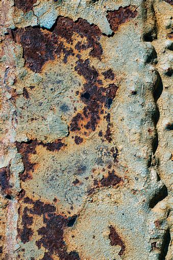 녹슨 철 오래 된 금속 표면 깨지 고 벗 겨 지기 쉬운 페인트 부식 부패 금속 배경 녹슨 금속 시트에 금이 페인트의 강철 부패 부패 0명에 대한 스톡 사진 및 기타 이미지