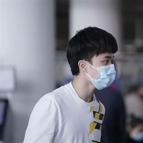 Lin Jun Ju 林昀儒