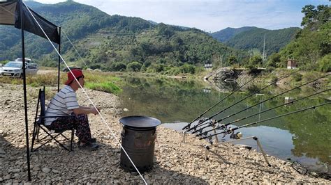 민물고기의 황제 비싼 만큼 맛 좋은 녀석을 잡아보자캠핑낚시 Youtube