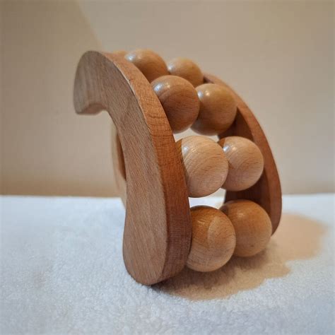 Wooden Back Massage 10 Balls Be Cleopatra