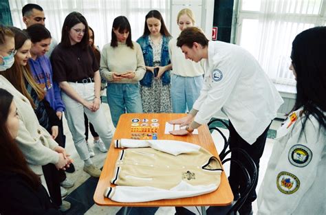 Вручение сертификатов членам студотрядов вуза, прошедшим обучение в ...